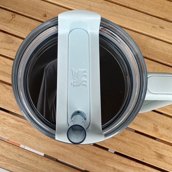 Stanley | Kitchen | Starbucks X Stanley Spring 224 Spring Blue 40 Oz ...